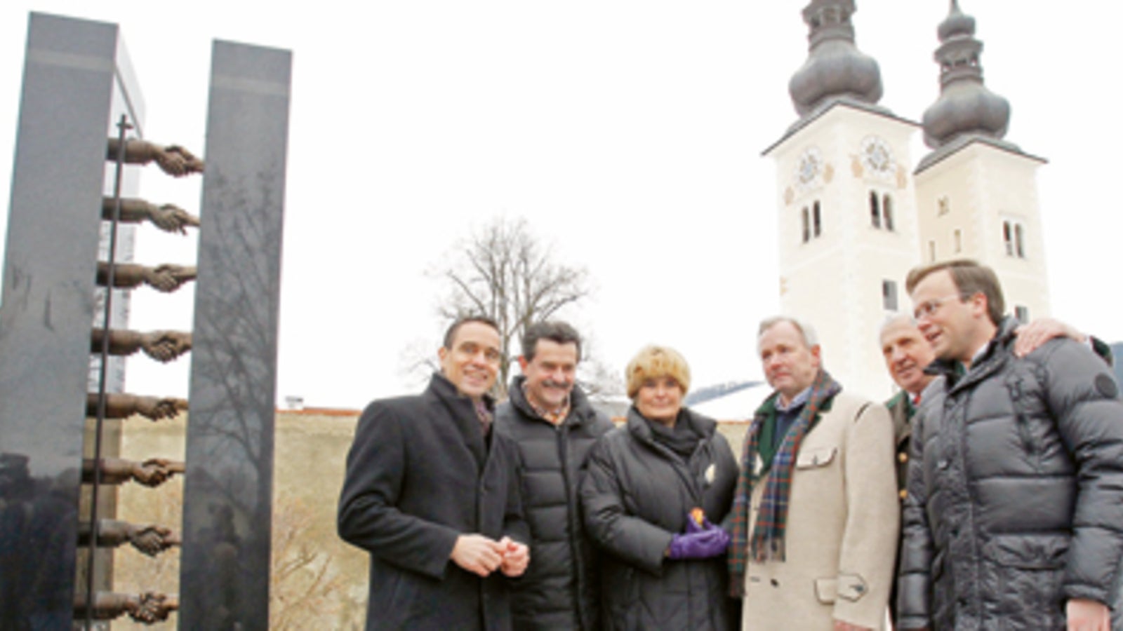 Denkmal für Haider steht - Politik-Live