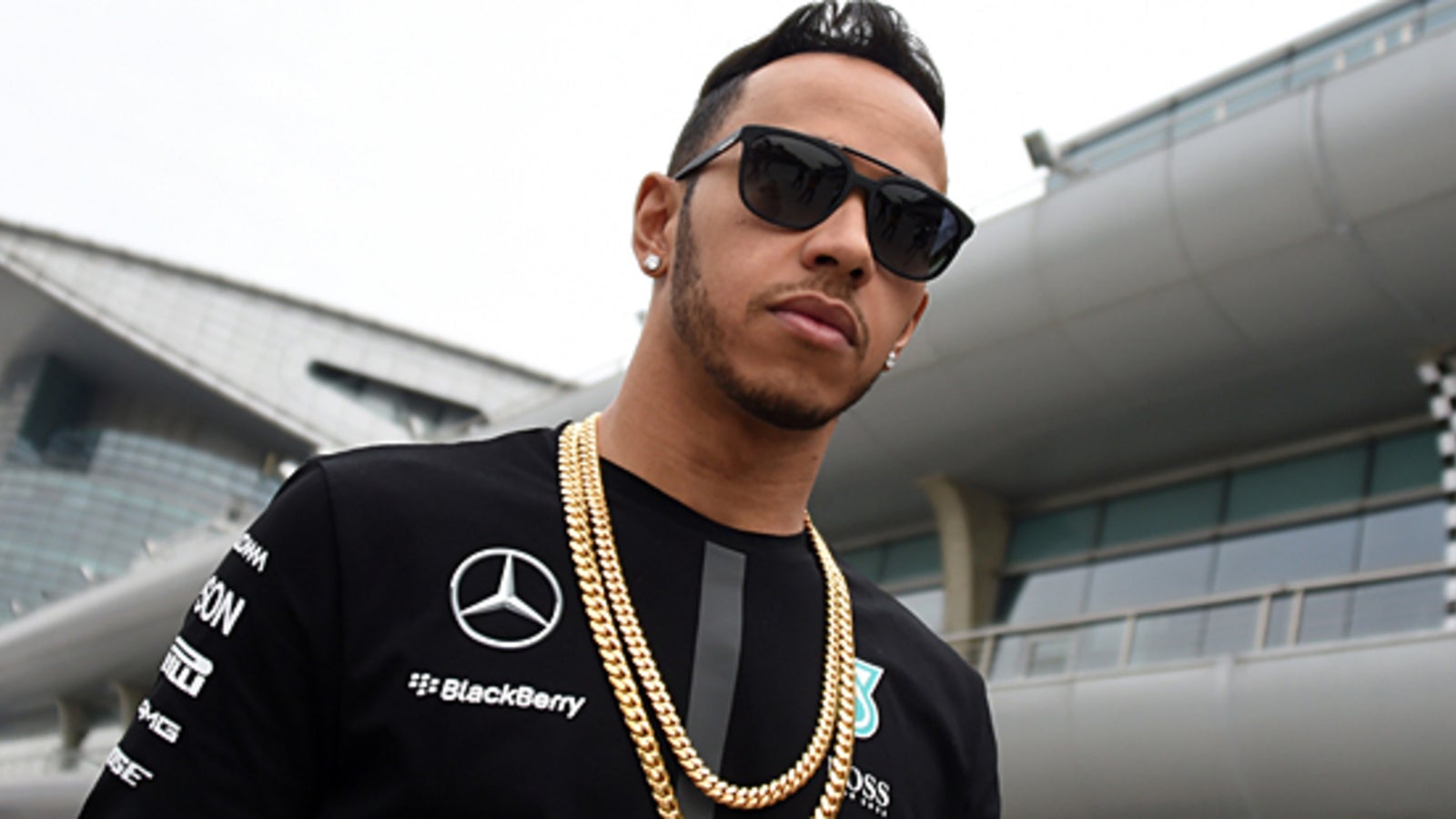 Hamilton macht auf Gangsta-Rapper - sport24.at