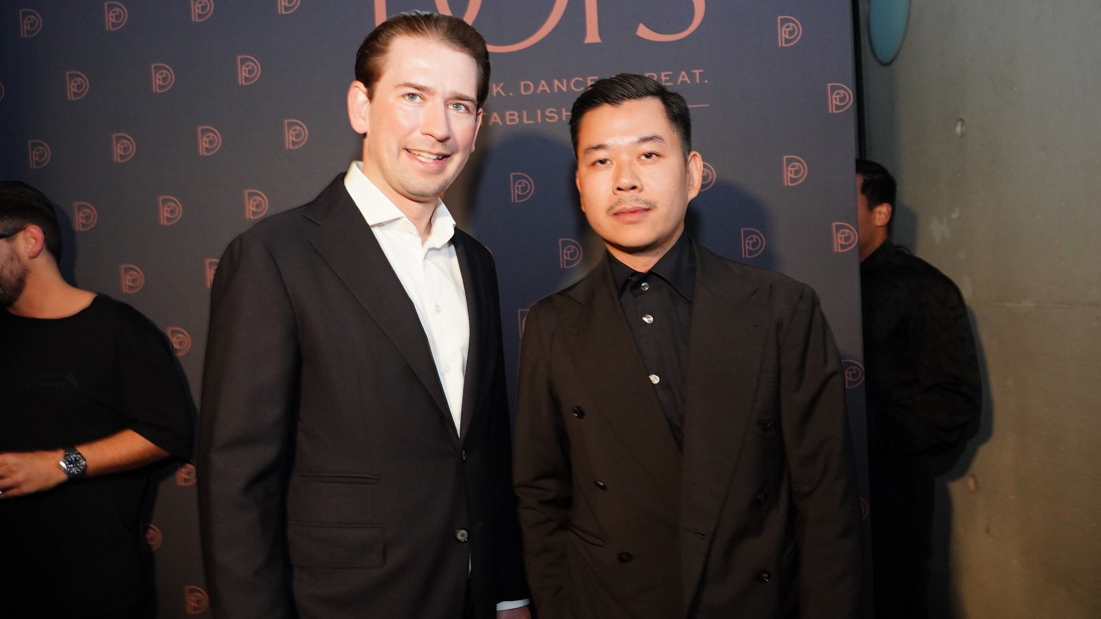 Kurz feiert mit Martin Ho bei 18. ''Dots''-Jubiläum - stars24