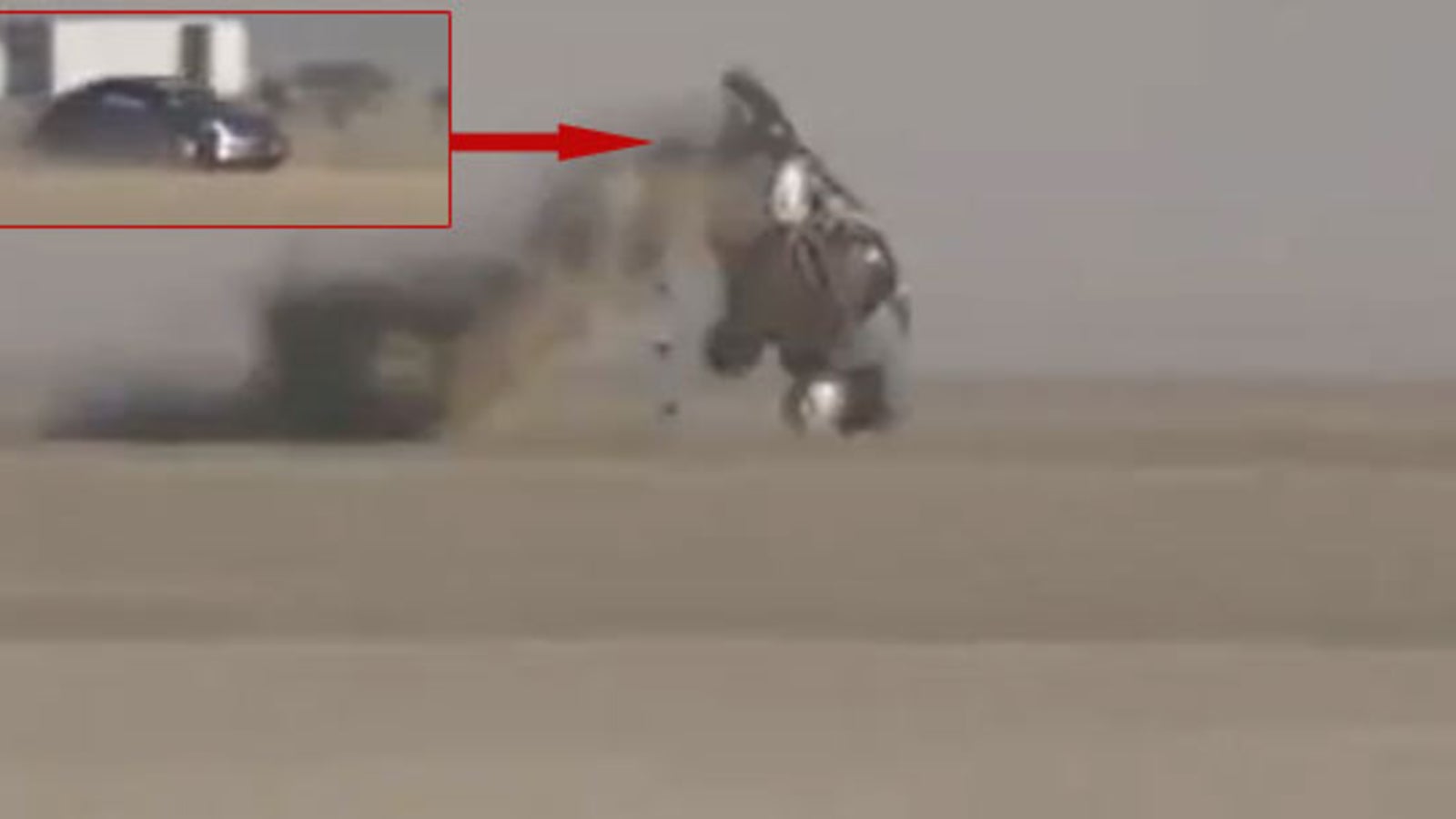 Video: Horror-Crash bei 330 km/h - oe24.at