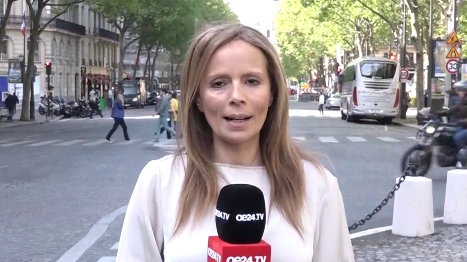 Isabelle Daniel berichtet vor Ort: Frankreich Präsidenten-Wahl - oe24.tv