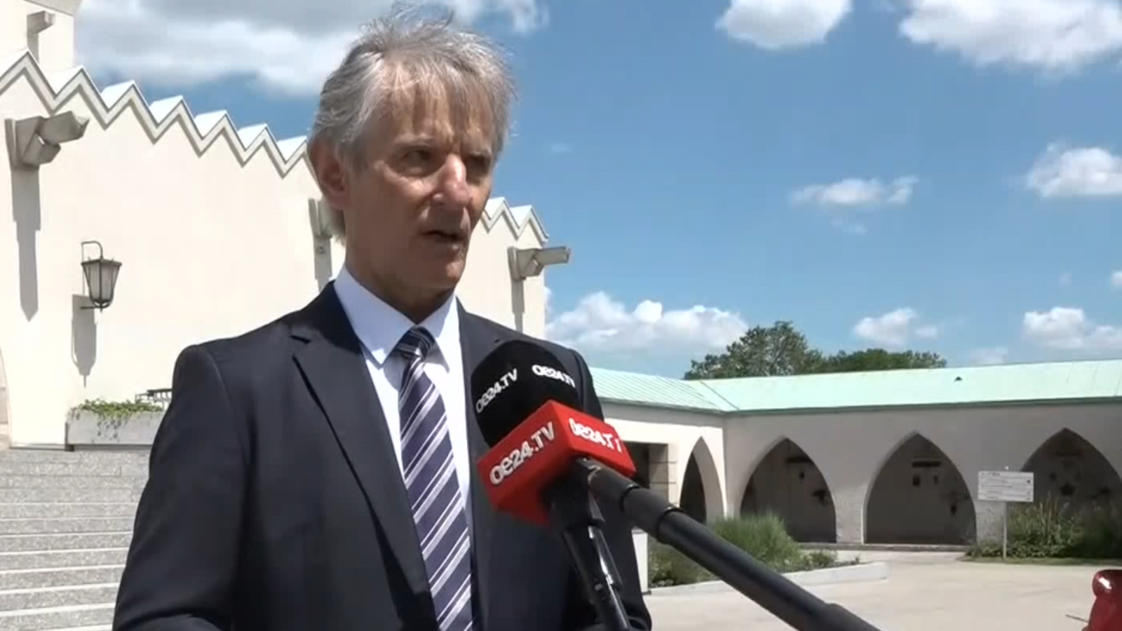 Hubert Baumgartner über Reporter-Legende Edi Finger Jr. - oe24.tv