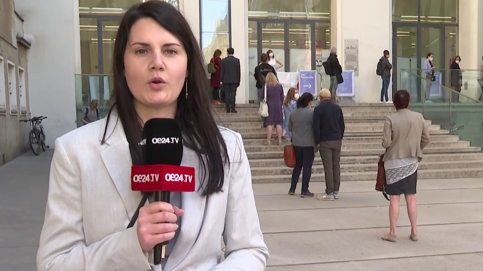 BionTech/Pfizer Impfstoff für 12-15 Jährige - oe24.tv