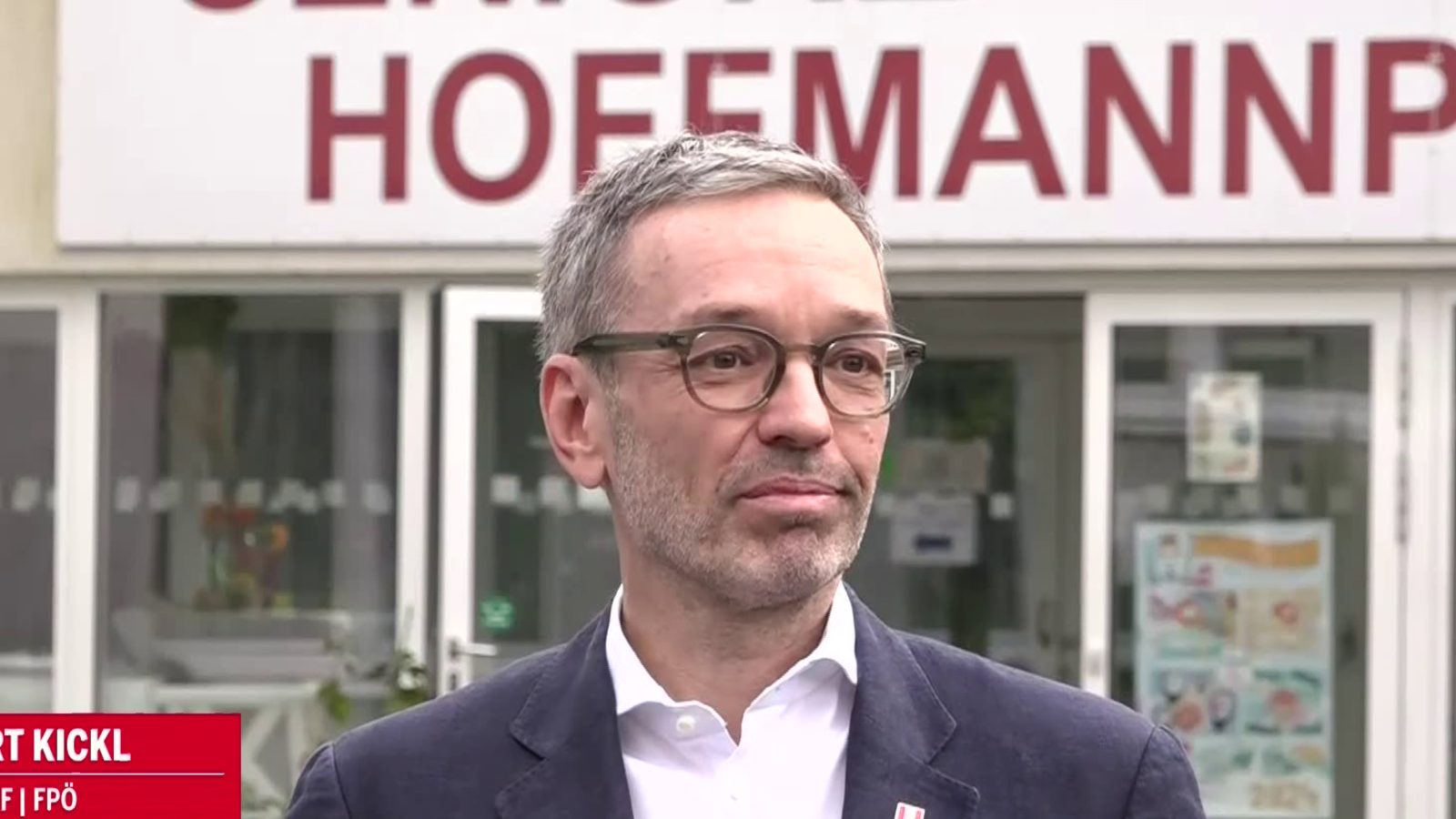 Herbert Kickl gibt seine Stimme ab | Nationalratswahl 2024 - oe24.tv