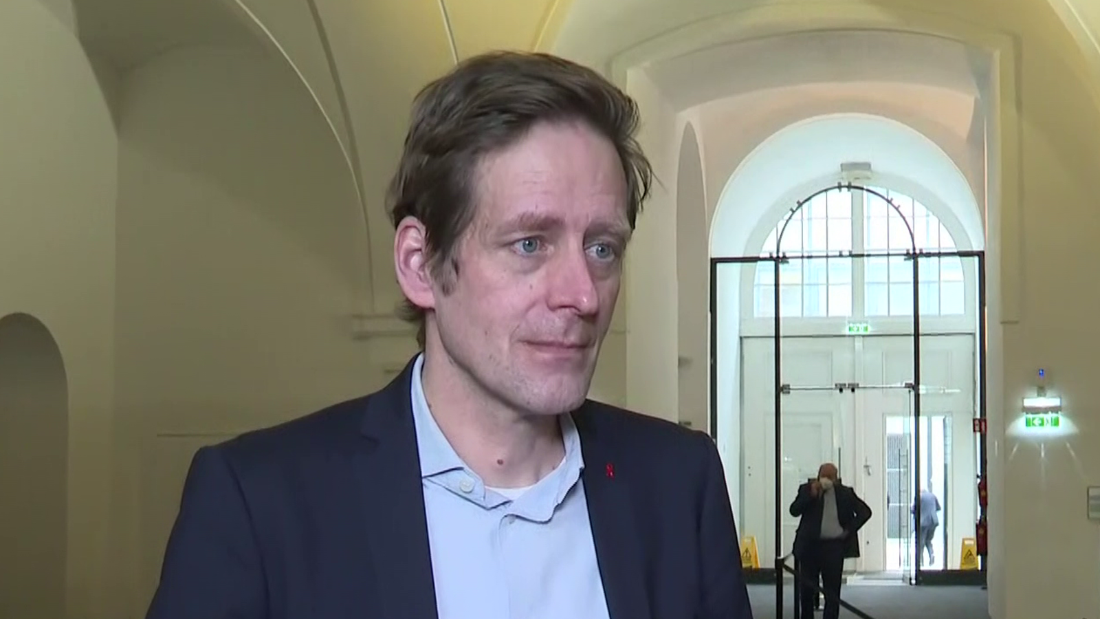 Kai Jan Krainer im Interview über die Hintergründe der Razzia bei Blümel - oe24.tv