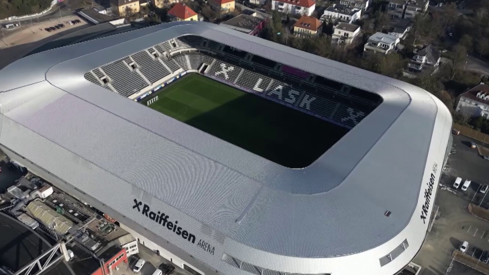 Lask hat neue Heimat: Raiffeisen Arena in Linz eröffnet - oe24.tv