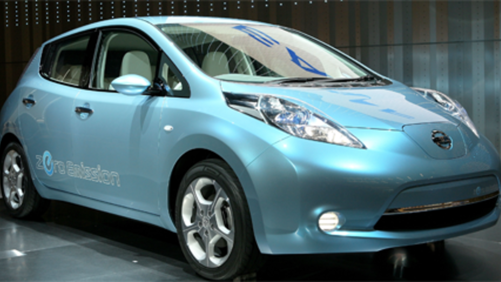 E-Auto Leaf und der Land Glider stehen im Mittelpunkt - oe24.at