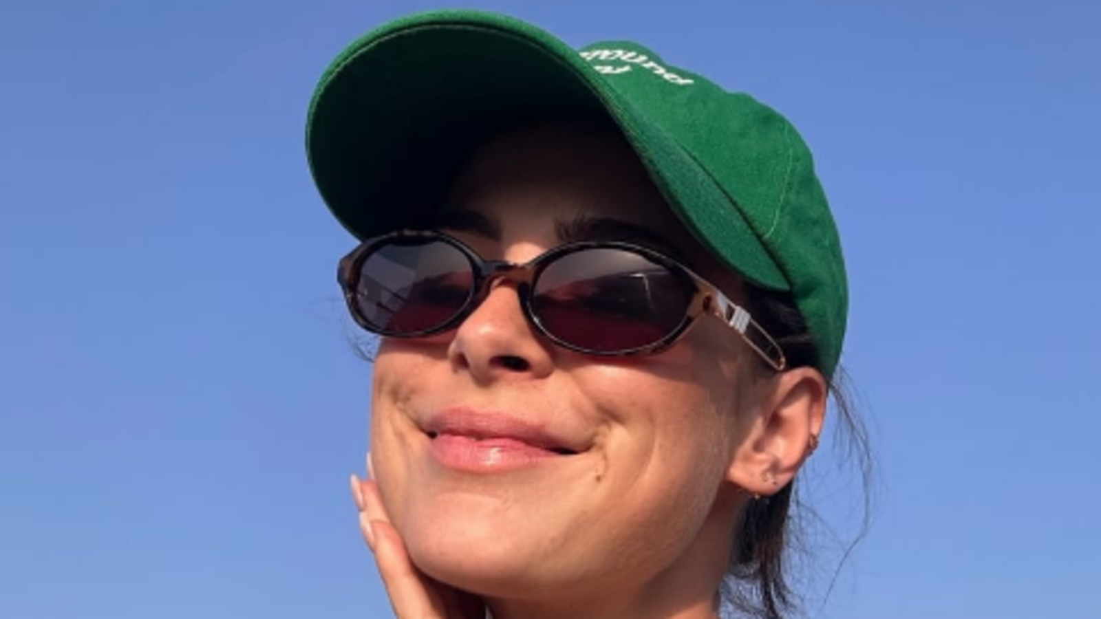 Hier meldet sich Lena strahlend zurück - stars24