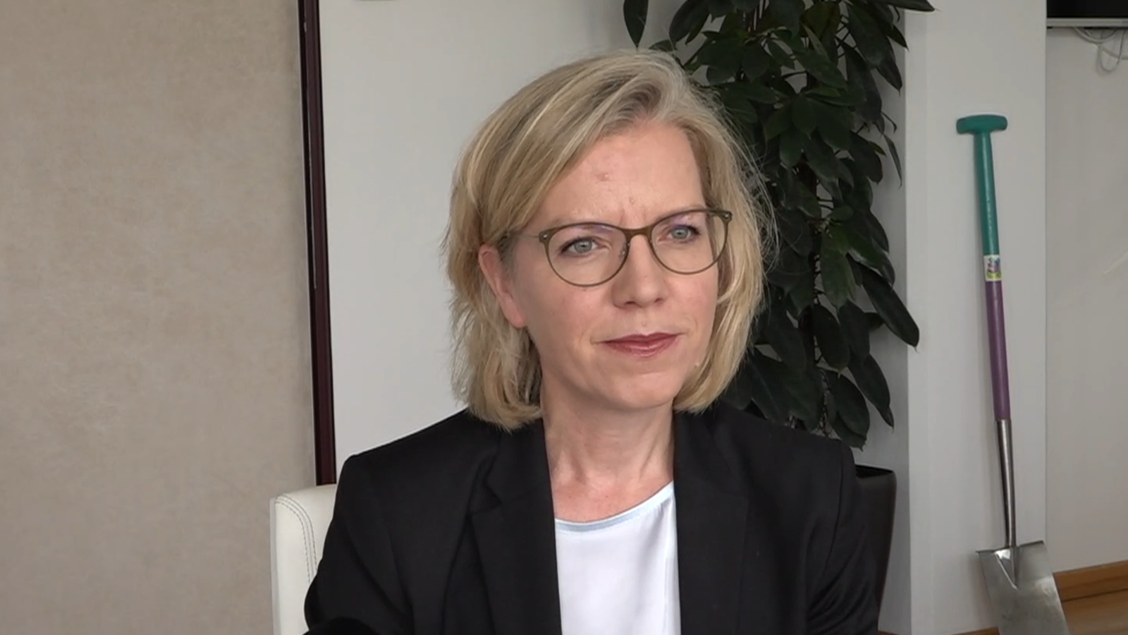 Fellner! LIVE: Leonore Gewessler im Interview - oe24.tv