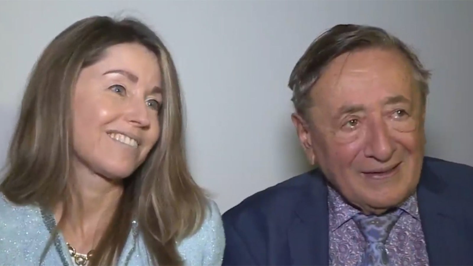 Lugner: 1. Auftritt mit Andrea - stars24