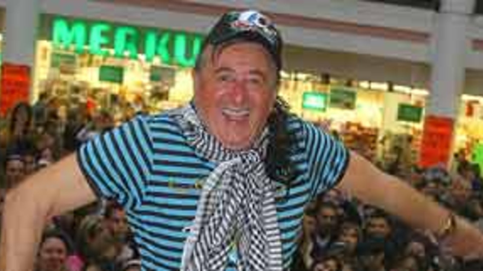 Lugner tanzt den Krocha-Tanz - stars24