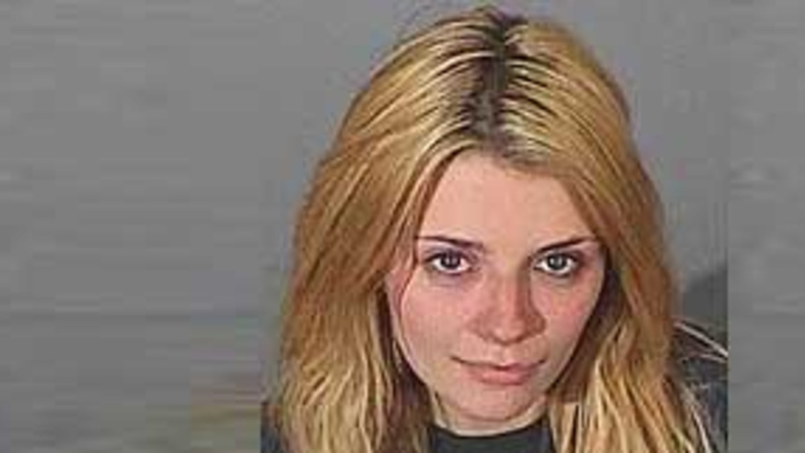 Mischa Barton: Höschenblitzer in der Front Row - stars24