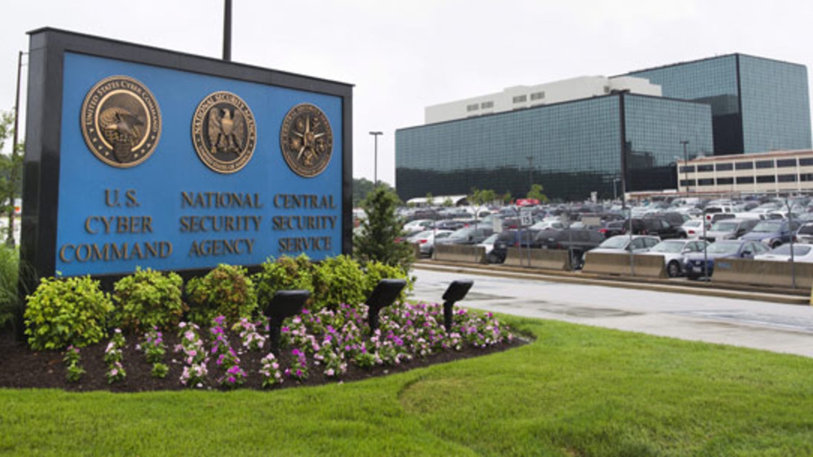 FBI stiehlt Server-Daten - oe24.at