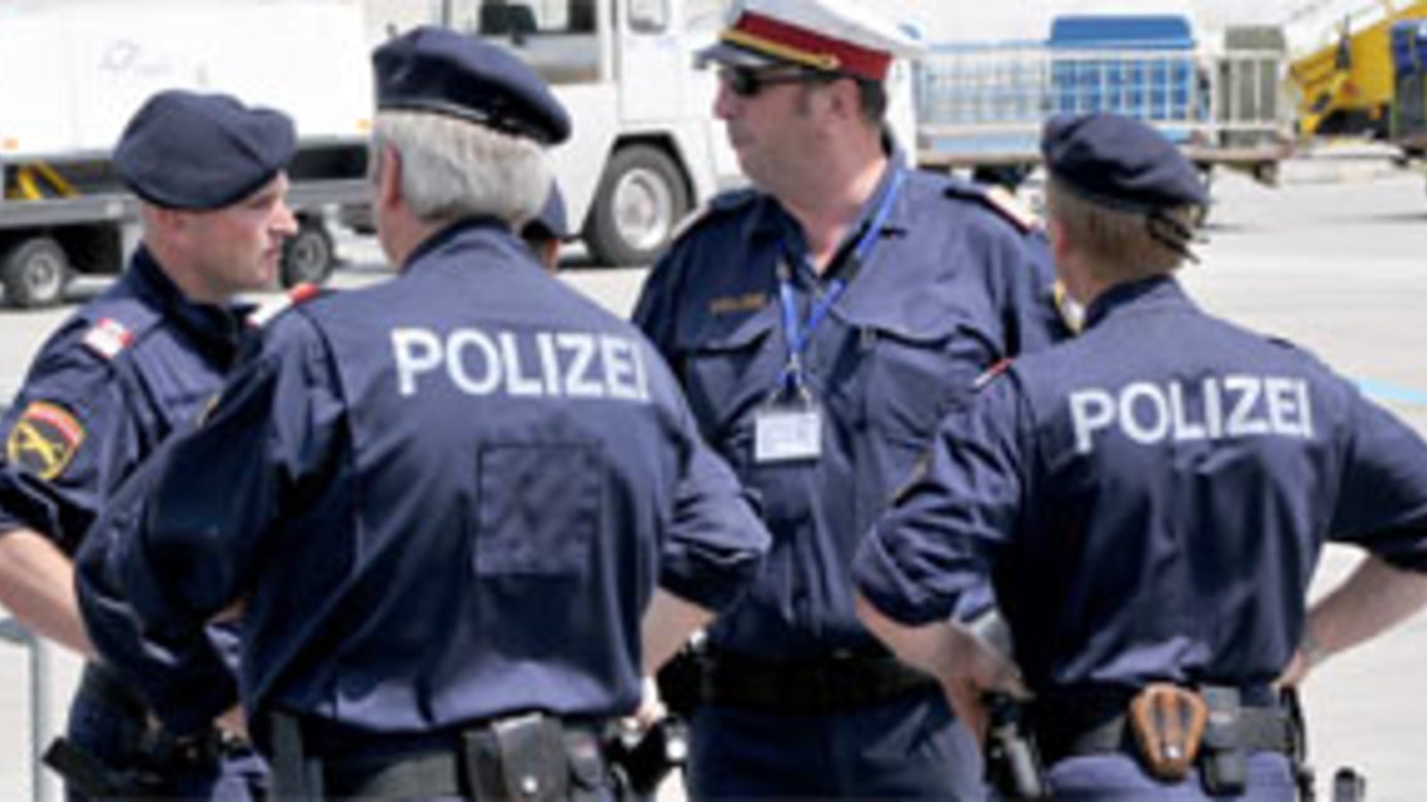 Fekter: "Flexipool" für neue Polizei-Beamte - Politik-Live