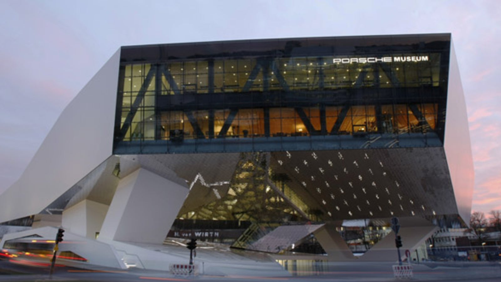 Spektakuläres Porsche-Museum eröffnet - oe24.at