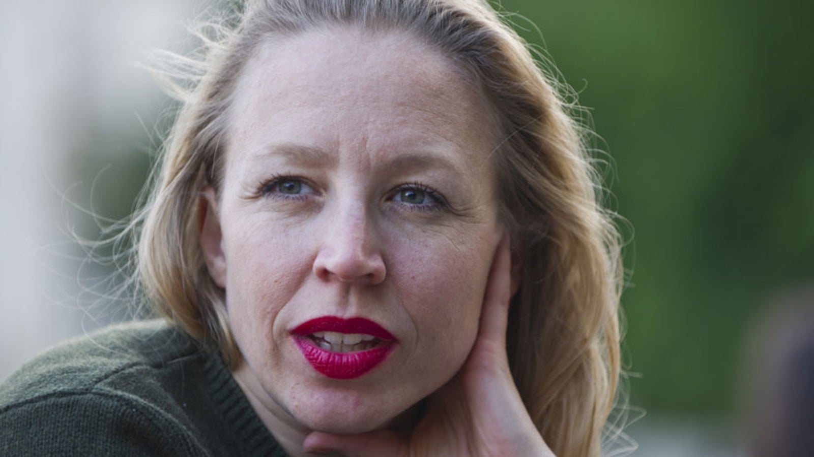 Nina Proll: "Spüre großen Rückenwind" - stars24