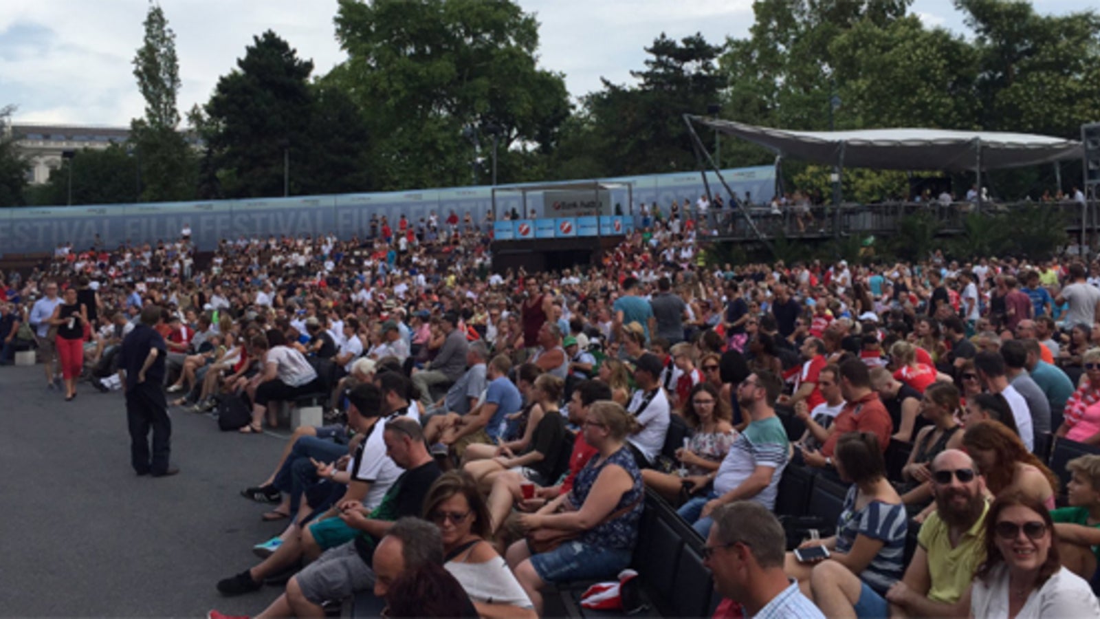 Mega-Stimmung bei Public-Viewing-Events - sport24.at