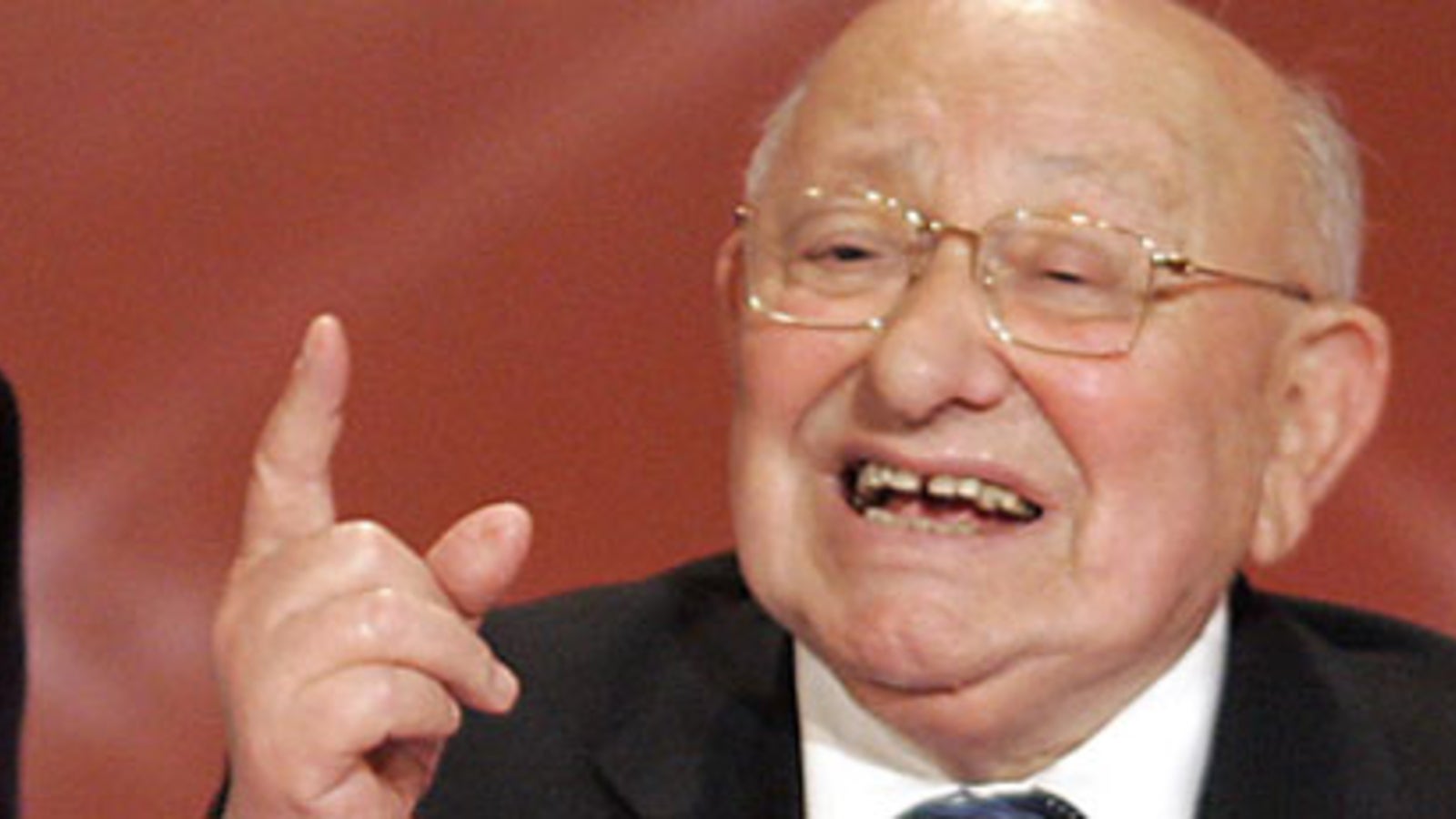 Reich-Ranicki findet in Frankfurt letzte Ruhe - stars24