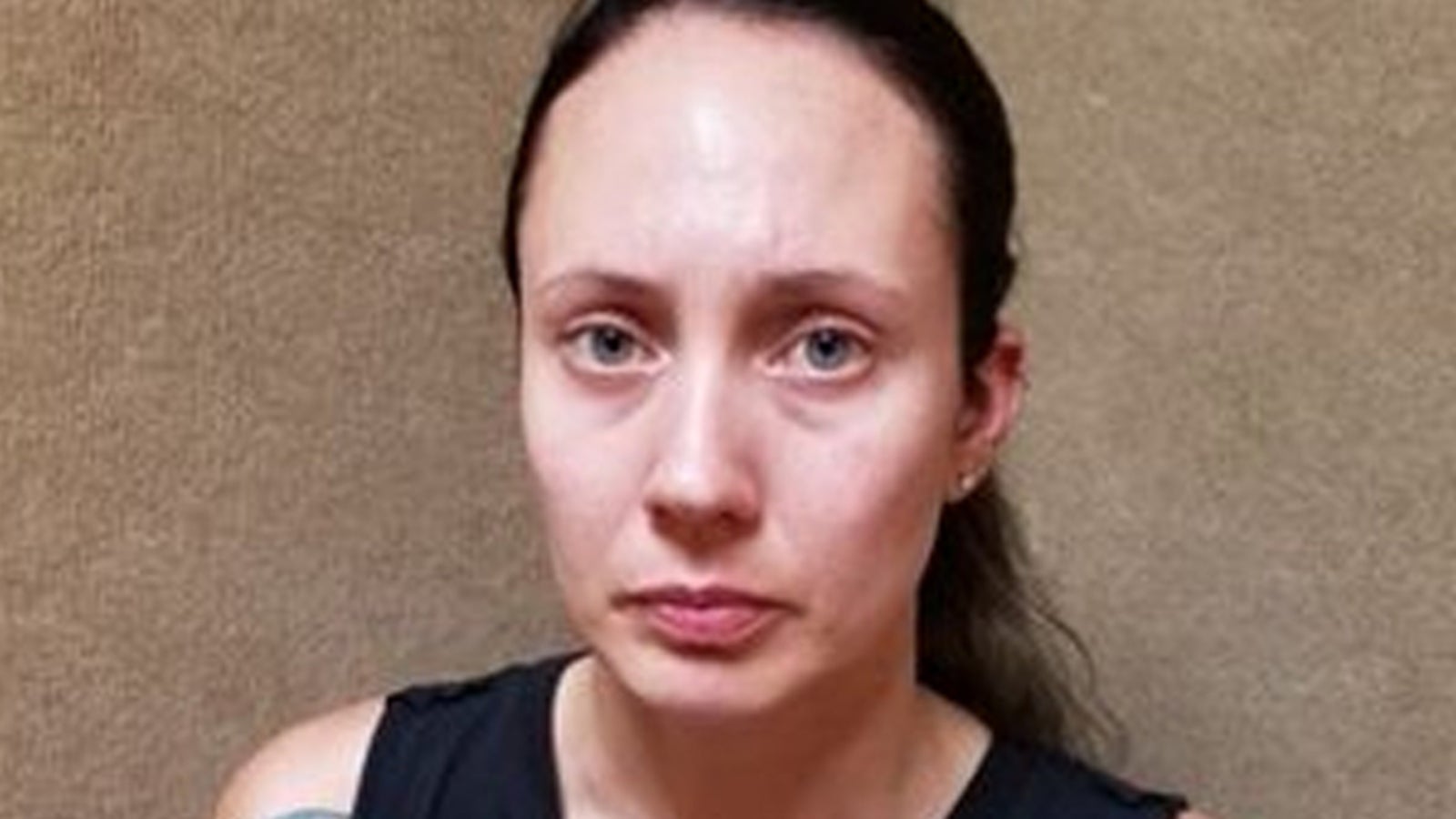 Lehrerin treibt es mit Schüler im Schrank des Klassenzimmers - oe24.at