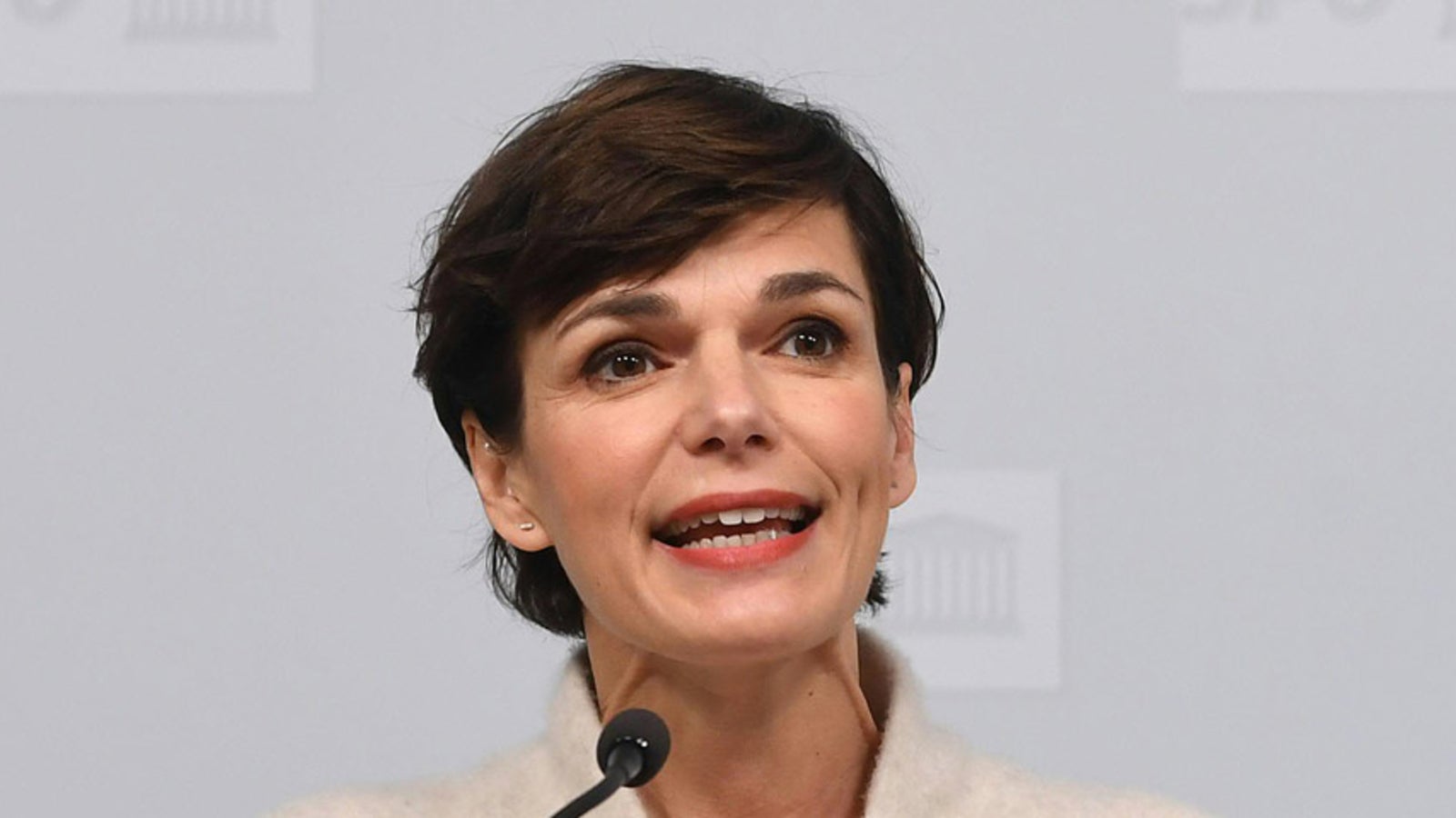 Rendi: Beraterverträge können nicht weiterlaufen - Politik-Live