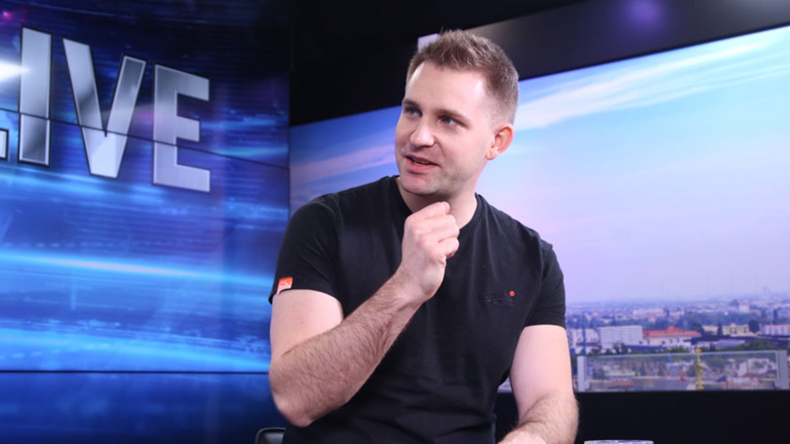 Rückschlag für Max Schrems im Kampf gegen Facebook - oe24.at