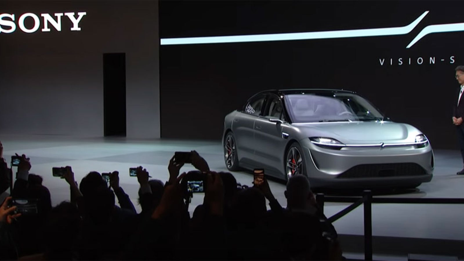 Sony zeigt eigenes Elektroauto - CES 2020 - oe24.at