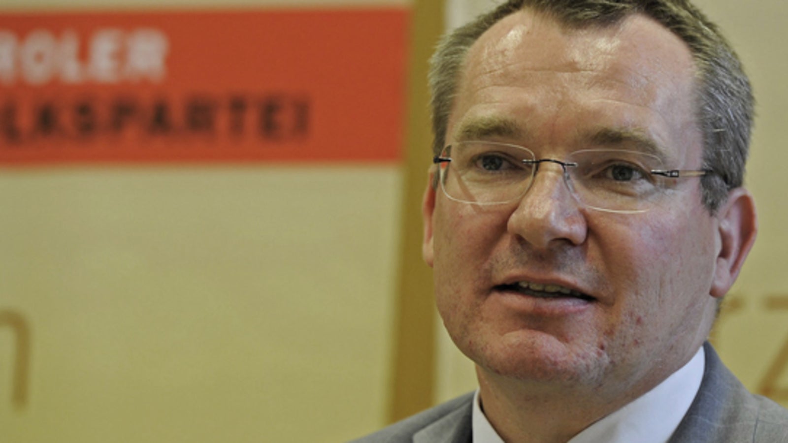 Tirol: Tratter folgt Switak nach - Politik-Live