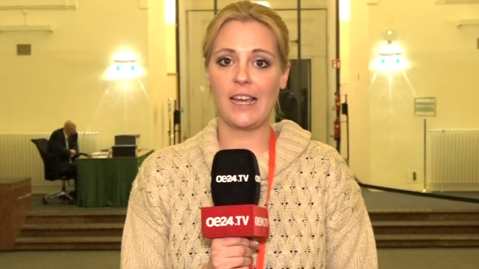 Kathrin Glock wird befragt - oe24.tv