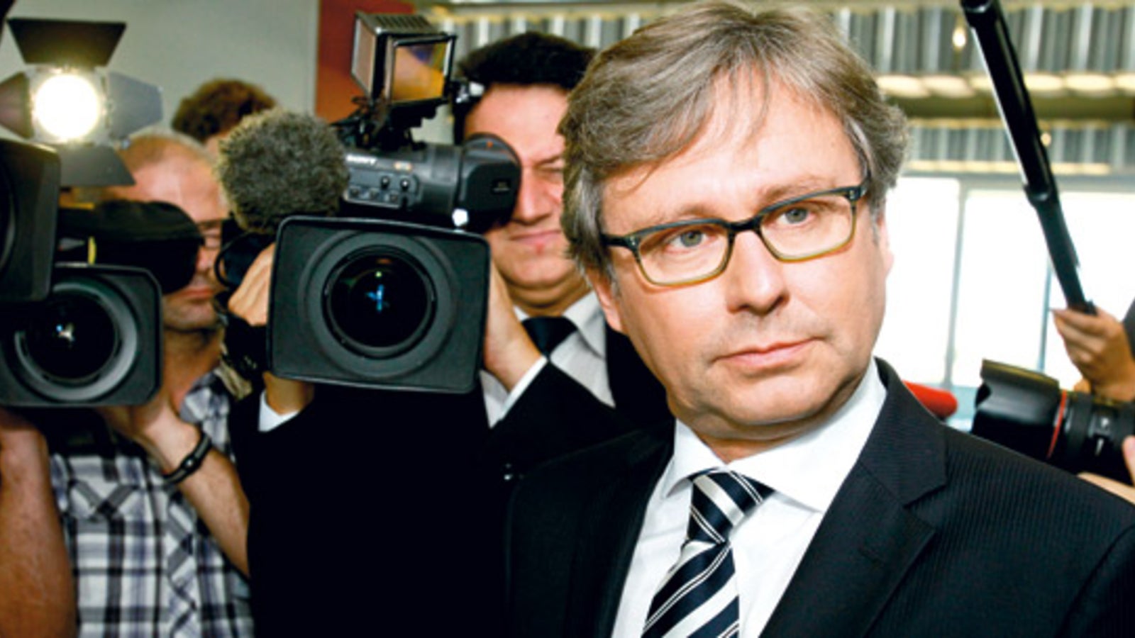 Redakteure wollen neues ORF-Gesetz - Politik-Live